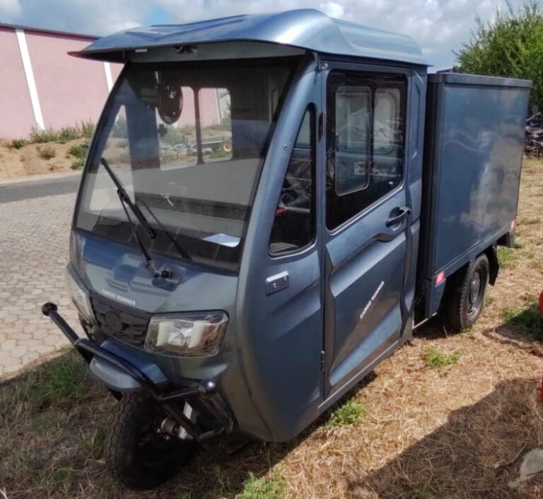 Cargo Runner Mega Cabin - Elektromobilität Hoher Westerwald
